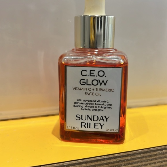 Sunday Riley | Skincare | Ceo Glow Vitamin C Turmeric Face Oil | Poshmark